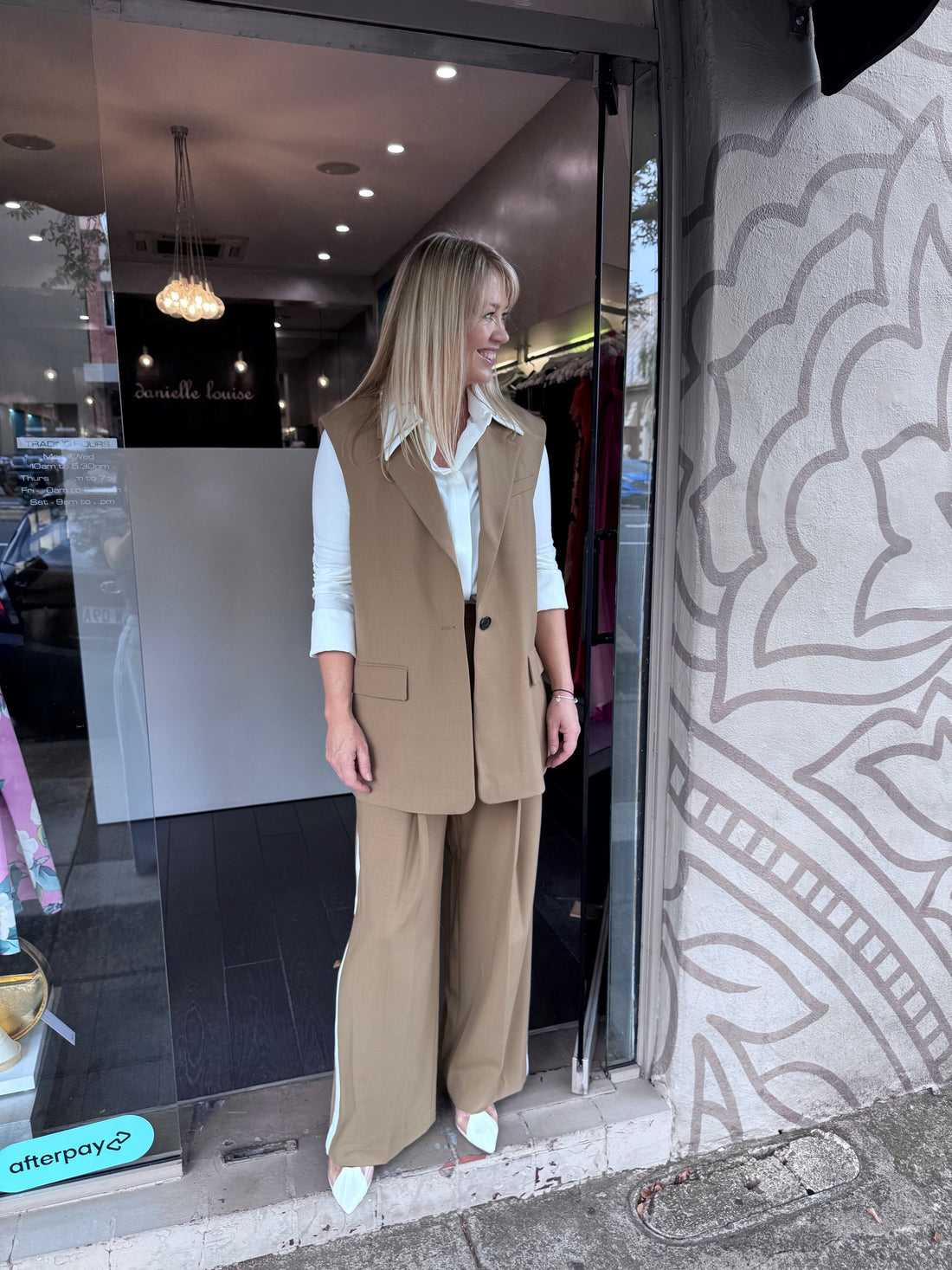 Danielle Louise – Danielle Louise Fashion
